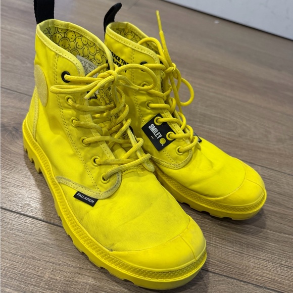 Palladium | Shoes | Palladium Palma Smiley Bright Yellow Laceup Boots ...